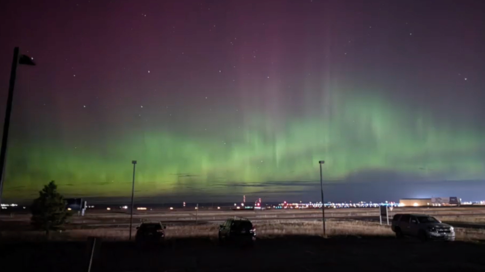 Spectacular Northern Lights Glow in Montana | WeatherBug