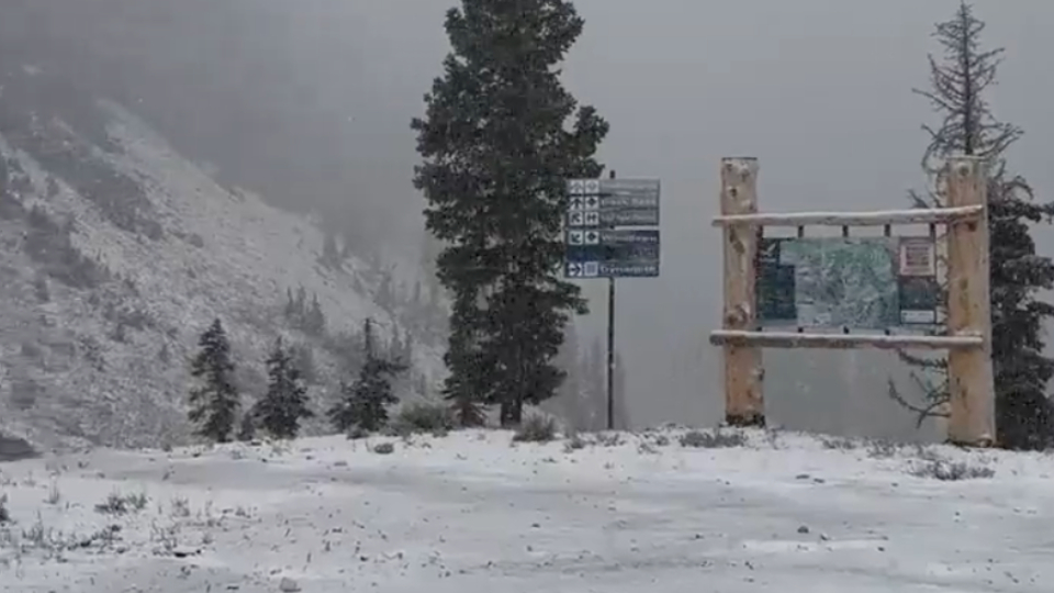First Snow of Season Falls in Utah | WeatherBug