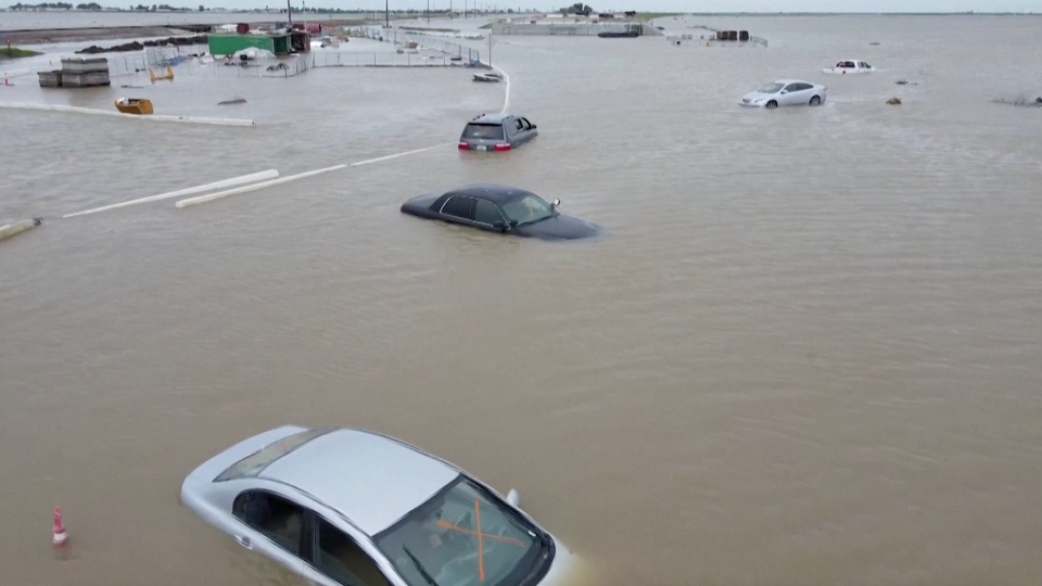 High Winds and Rain Wreak Havoc in California | WeatherBug