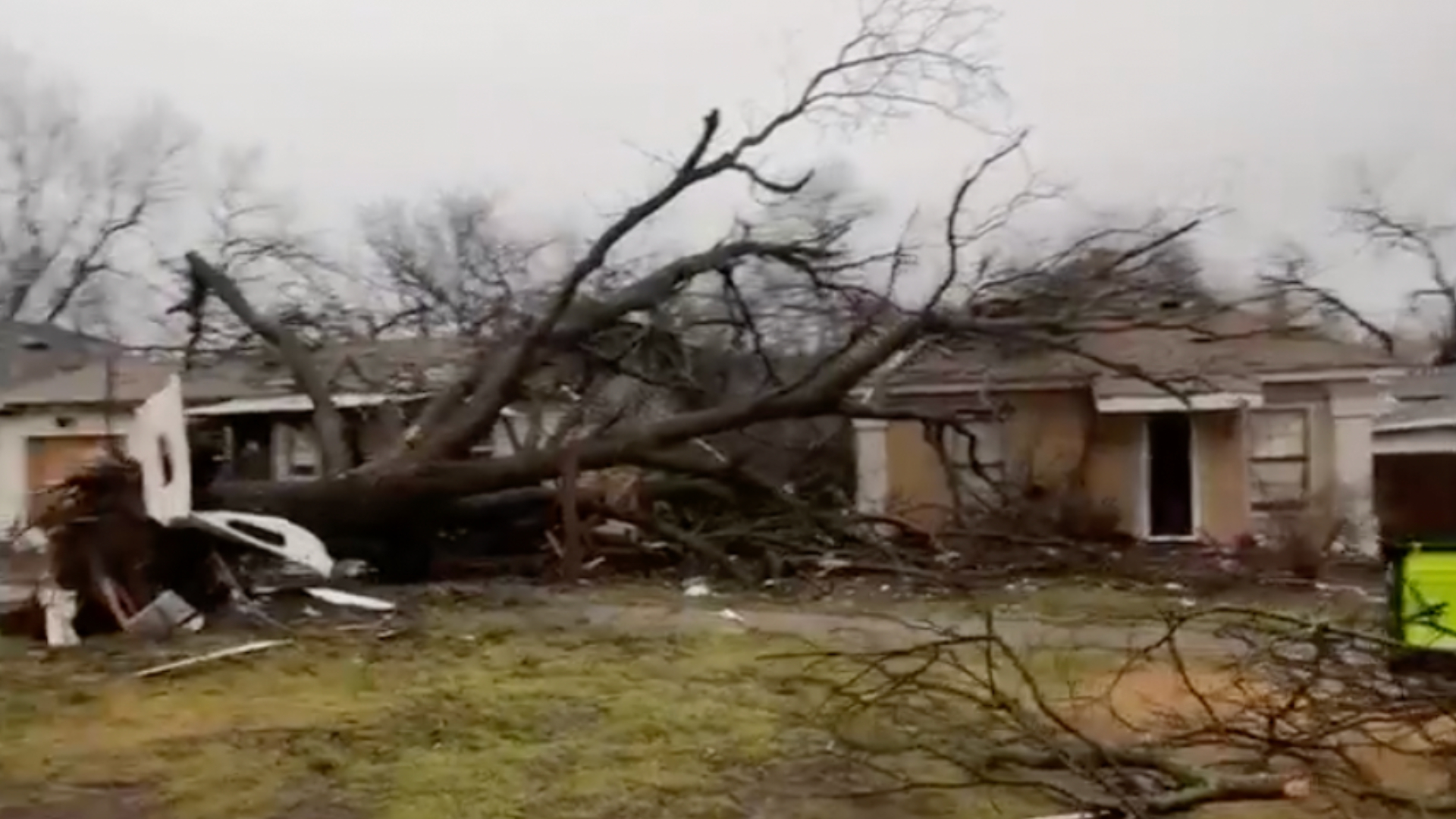 Aftermath of EF1 Tornado in Oklahoma | WeatherBug
