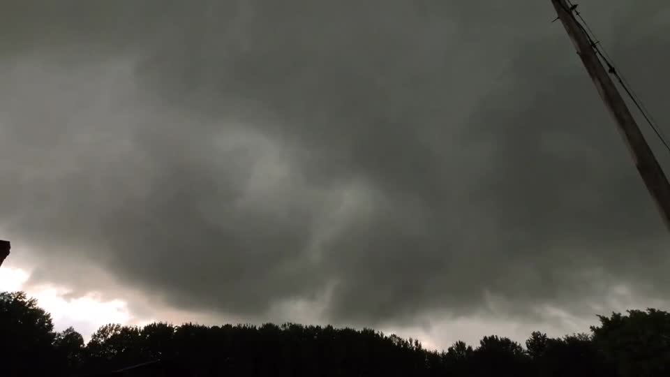 Rotating Clouds as Storms Move Across Alabama | WeatherBug