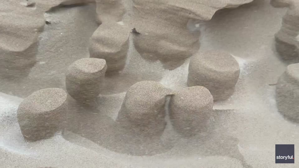 Freezing Winds Shape Sand | WeatherBug