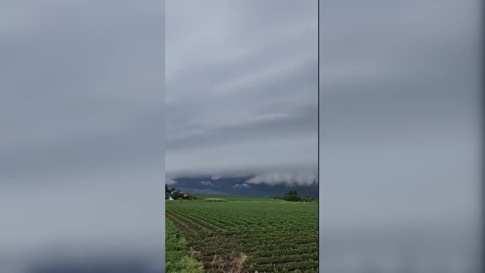 Shelf Cloud Spotted in NorthCentral Illinois | WeatherBug